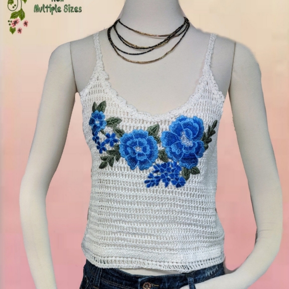 Chelsea & Violet | Tops | Chelsea And Violet Adorable Knit Top Small ...